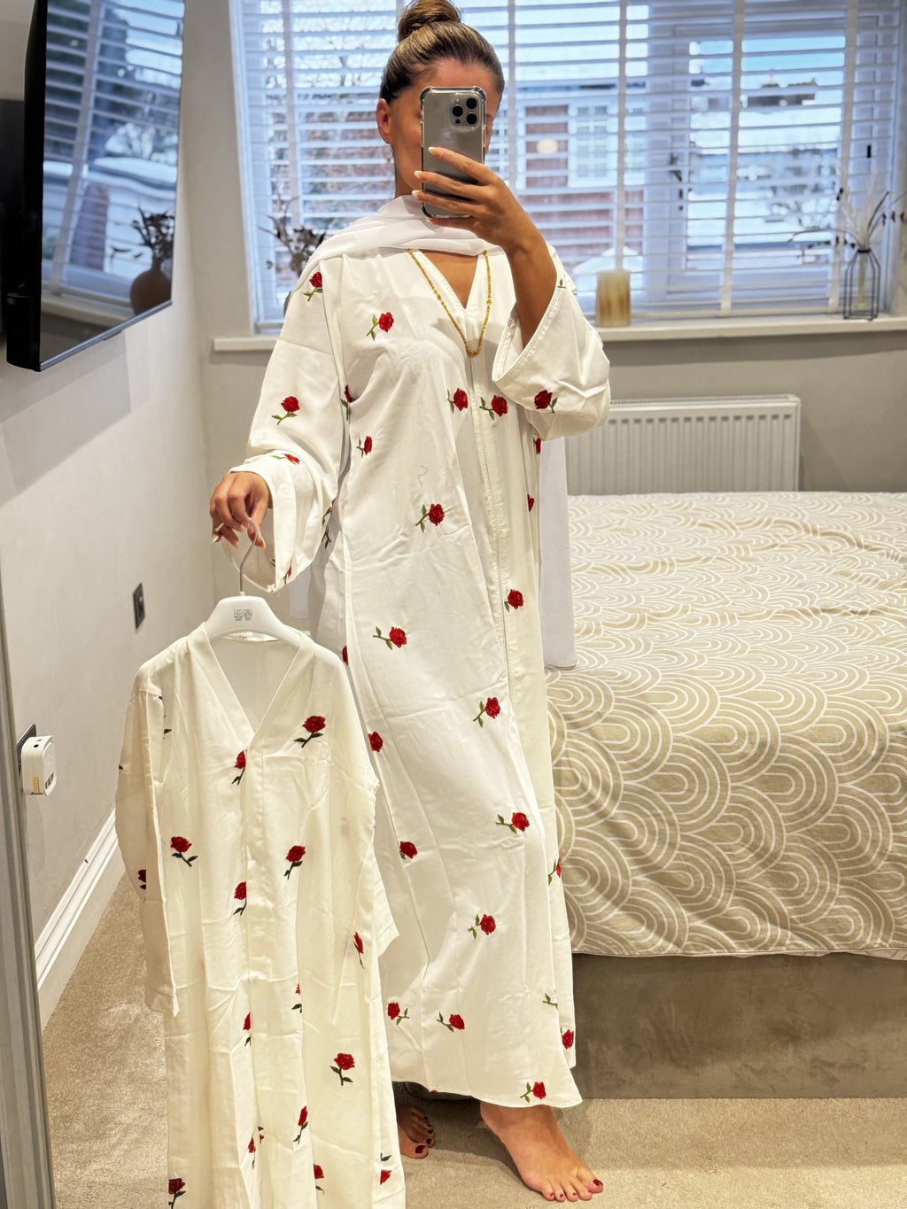 Rose White Mini – Simplicity